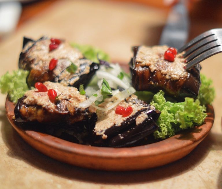 best acharuli khachapuri tbilisi – Foodetc cooks – food, recipes and travel