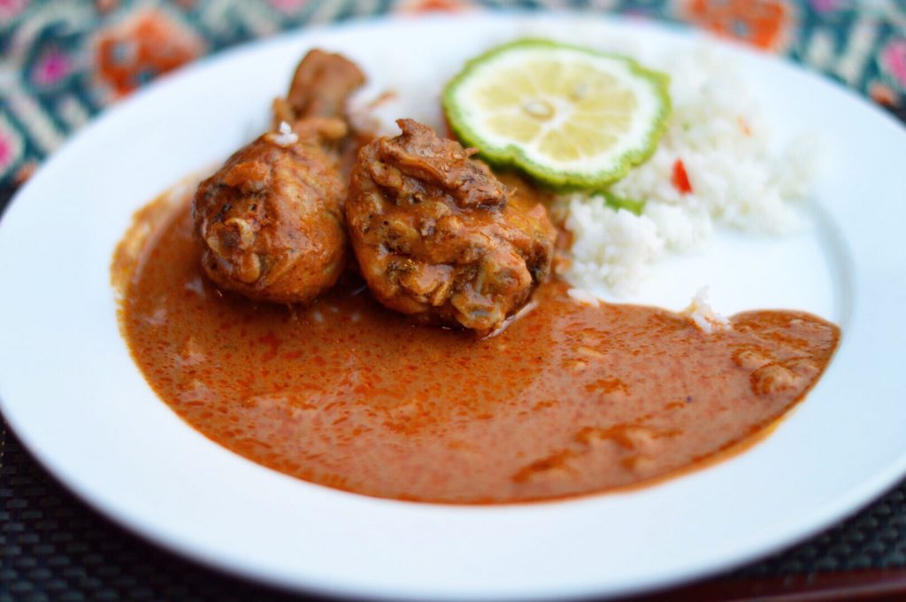 chicken yassa restaurant gambia – Foodetc cooks – food, recipes and travel